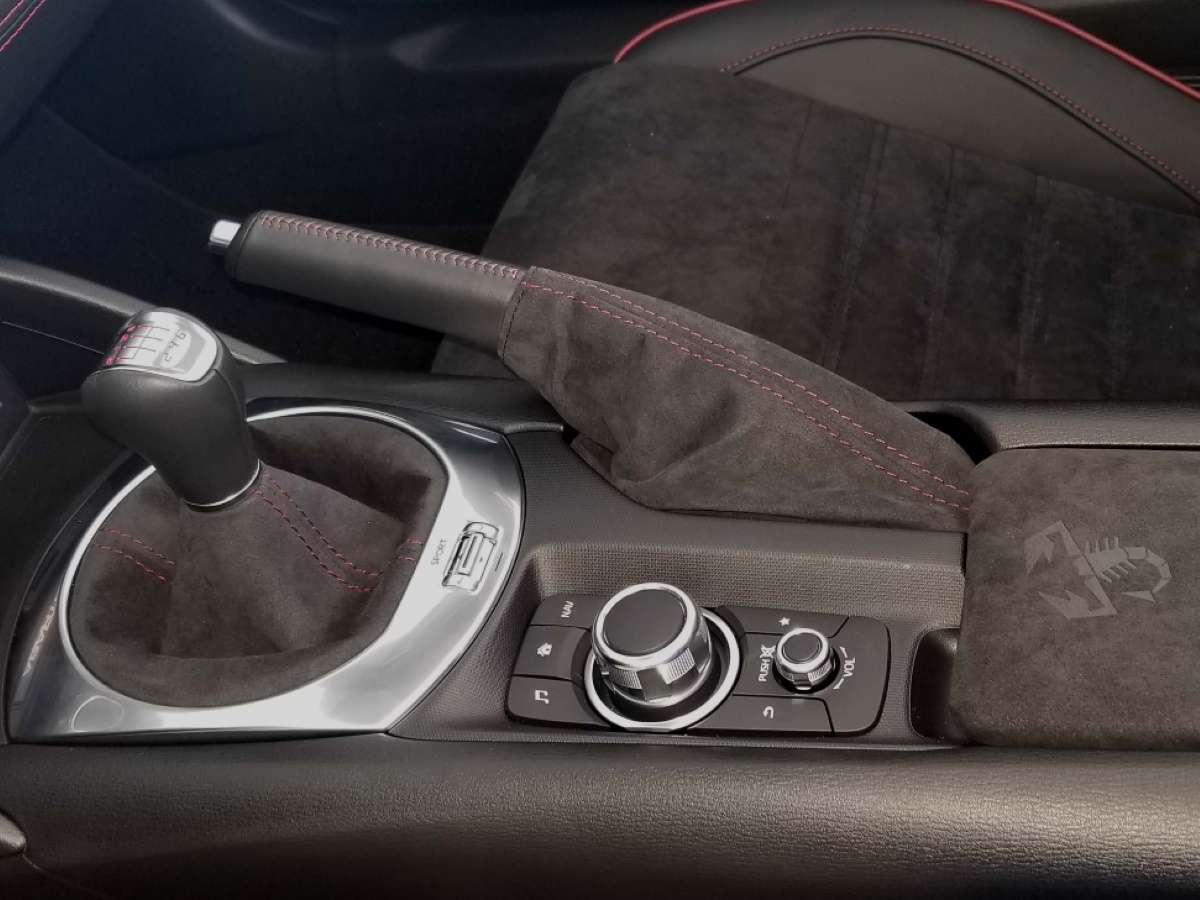 Shop Mopar Interior Accessories | All Mopar Parts