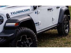 Shop Mopar Exterior Accessories | All Mopar Parts