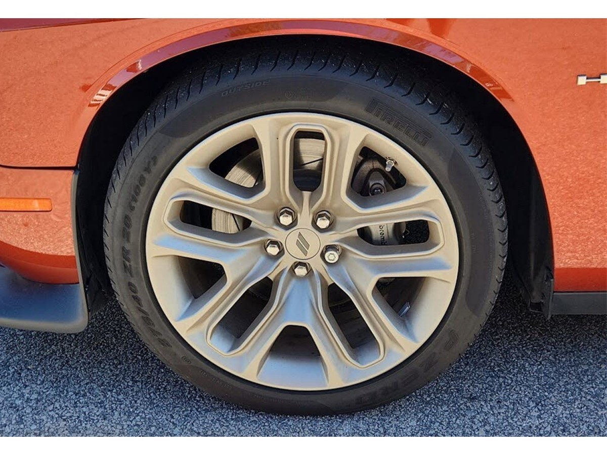 Mopar 20" x 9.5" Gold School 50th Anniversary Edition Wheel - 4755462AA ...