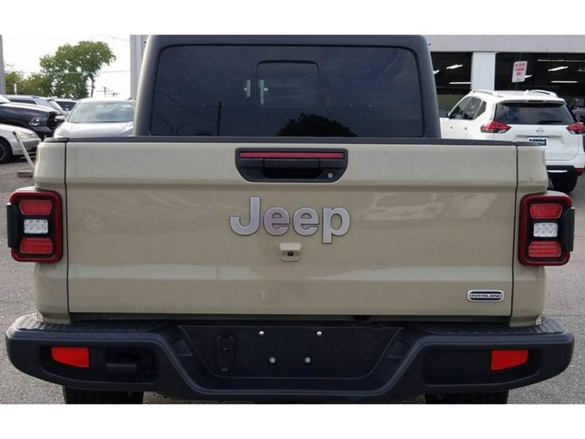 Mopar Emblem - Silver - Tailgate - 68442674AC | All Mopar Parts