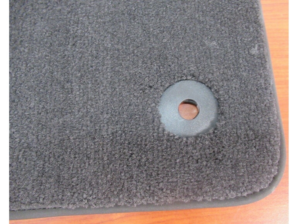 Mopar Premium Carpeted Floor Mats For First And Second Rows Black Kit ...