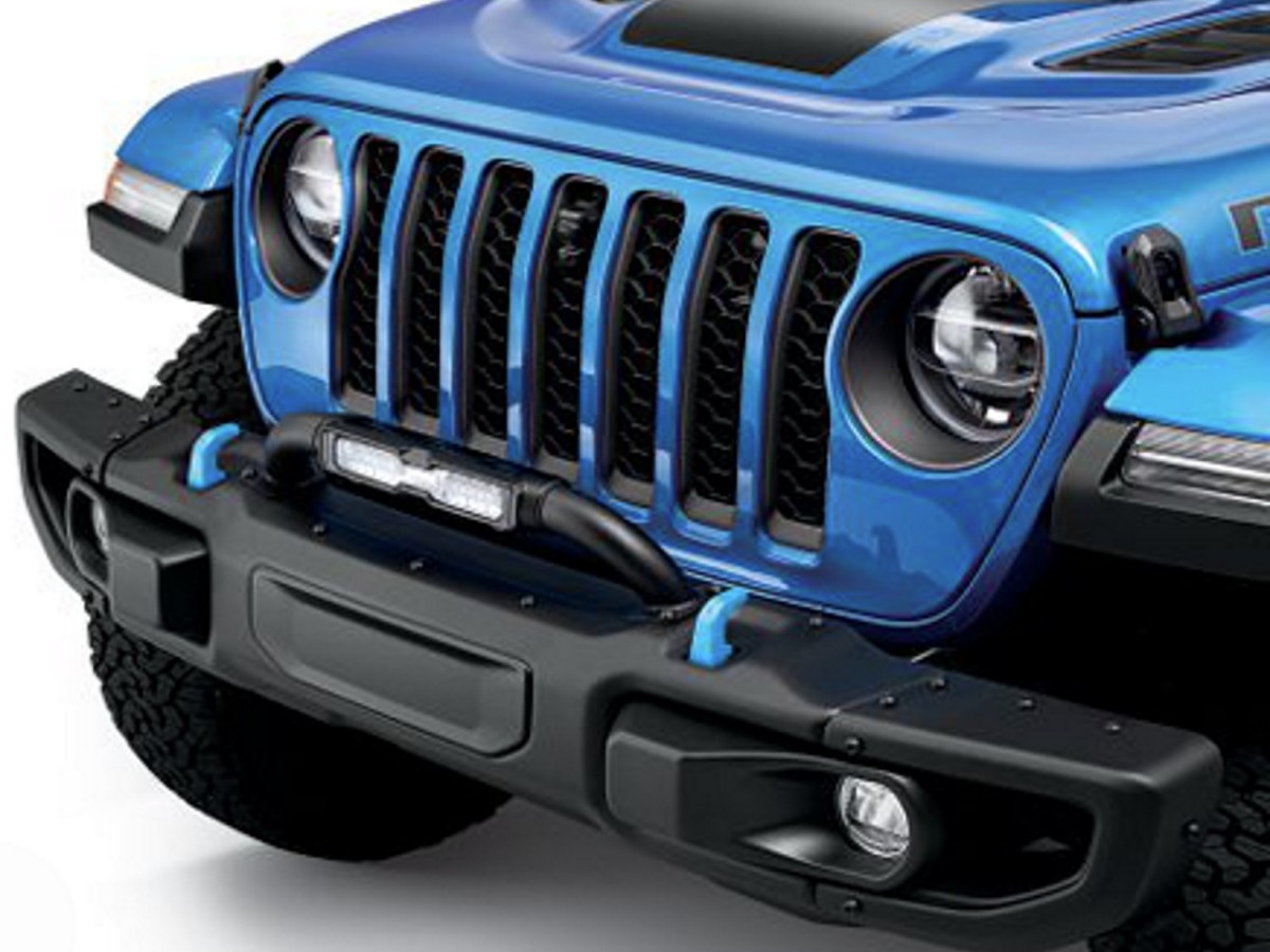 Genuine Mopar Grille Guard With Integrated 12 Inch LED Off Road Light ...