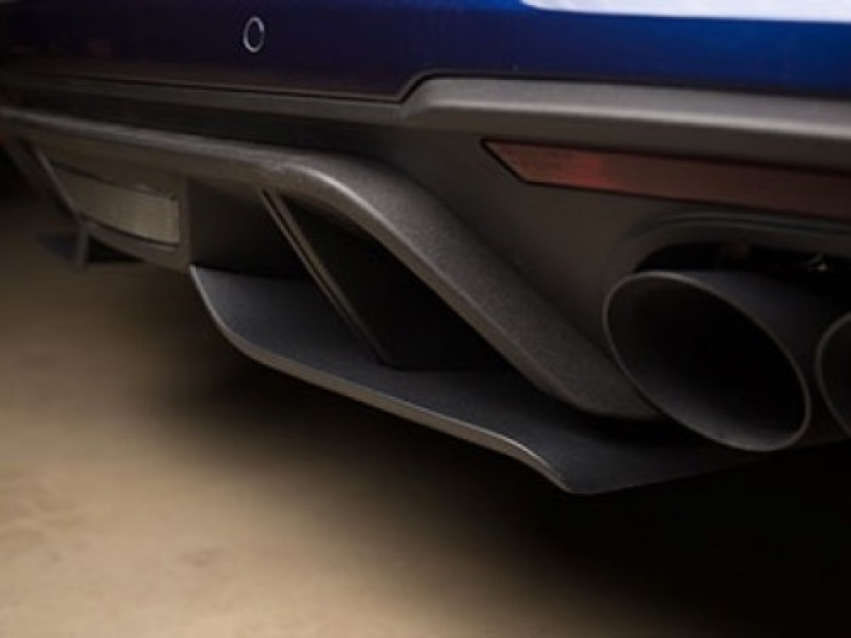 Roush Performance Mustang Rear Valance Aero Foil Kit - 422085 ...